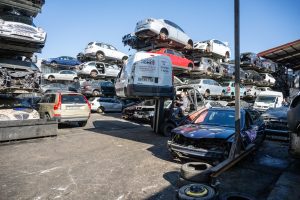 ¿Un desguace compra tu coche? Descubre cómo venderlo — Web Desguaces Plaza